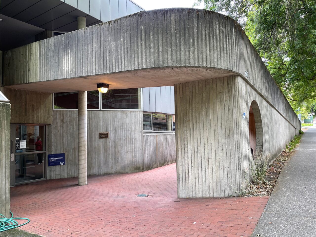 Support Landmarking Two UW Buildings - Docomomo Wewa
